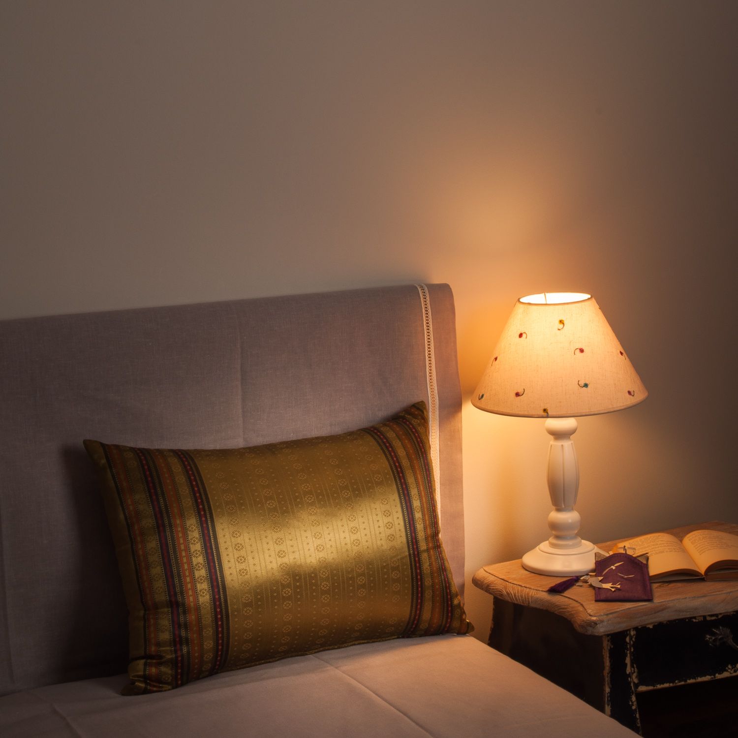 Adıyaman Kutnu Büyük Süs Yastık - mutlumikrop.com