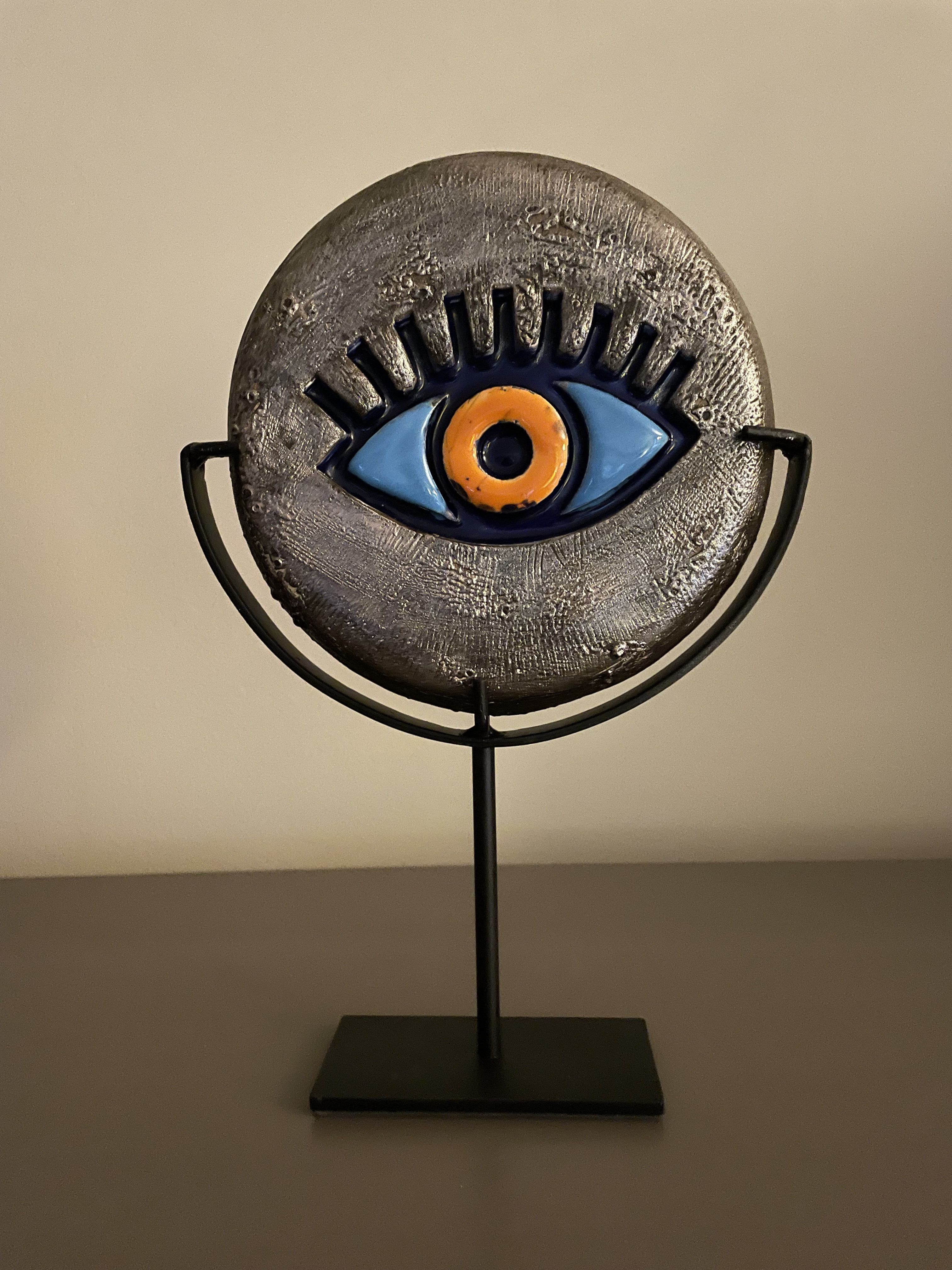 Metal Ayaklı Yuvarlak Göz - mutlumikrop.com