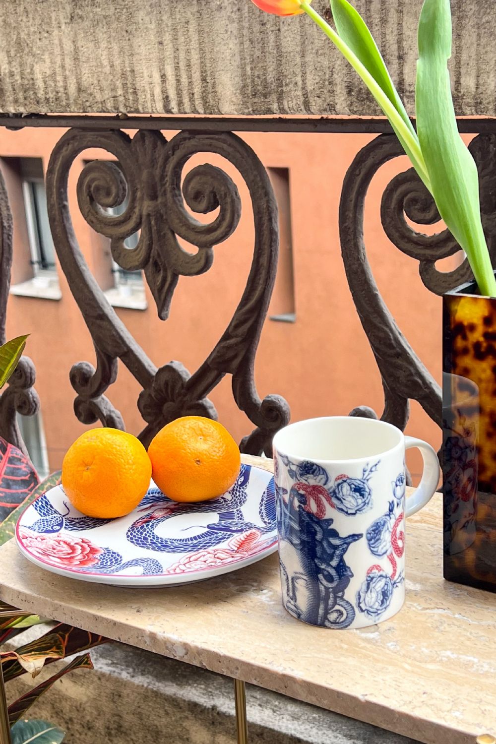 Porselen Kupa Rose of Medusa Hediye Kutulu - mutlumikrop.com