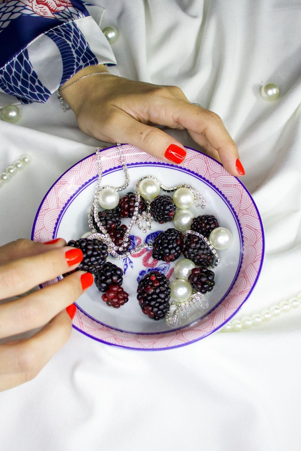 Porselen Kase 16 cm Rose of Medusa - mutlumikrop.com