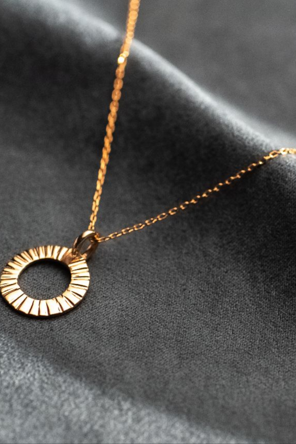 Mo Sunlight Kolye - mutlumikrop.com